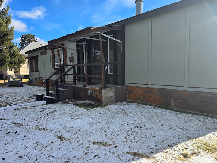 The Woodbarn 3bedroom2 Bathroom Outside Bar - Butte, MT