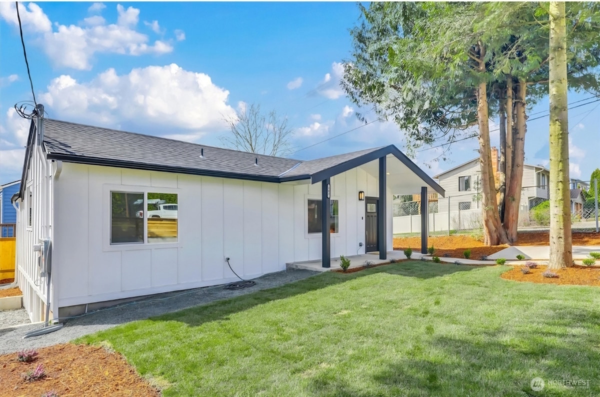 4 Bed 3 Bath - 2 Units combined - Houses for Rent in Seattle ...