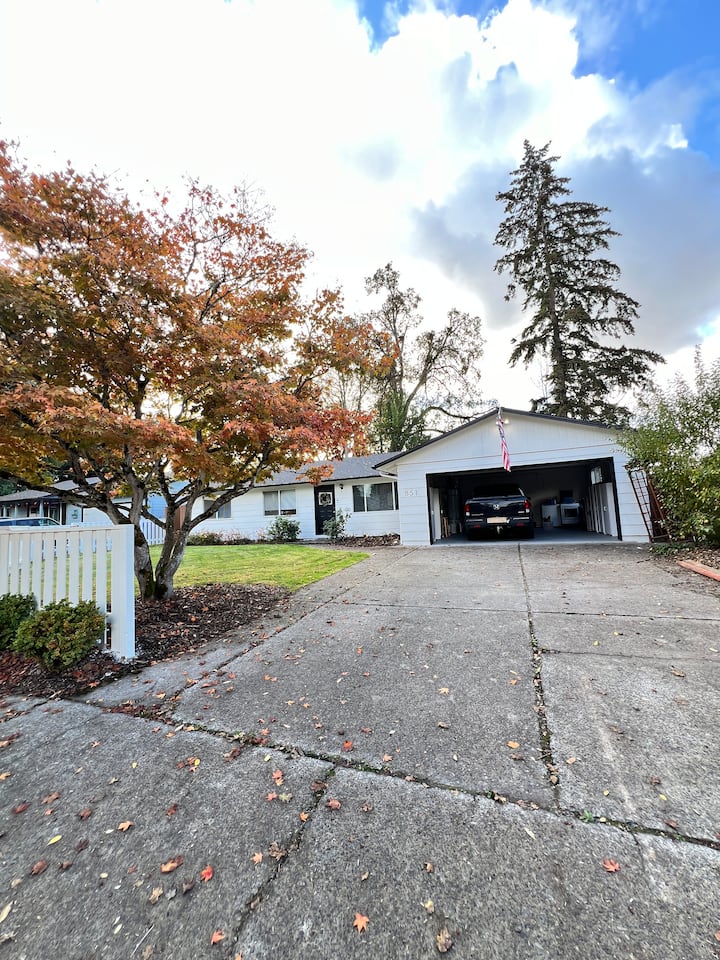 Grateful Place - Salem, OR