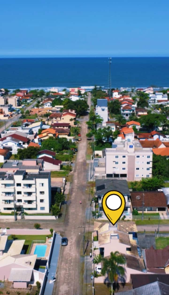 Sobrado Próximo à Praia Com Ar Condicionado - Itapoá