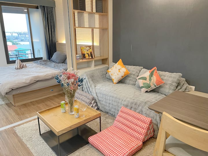 Cozy Place With River Of Life - Bangkok