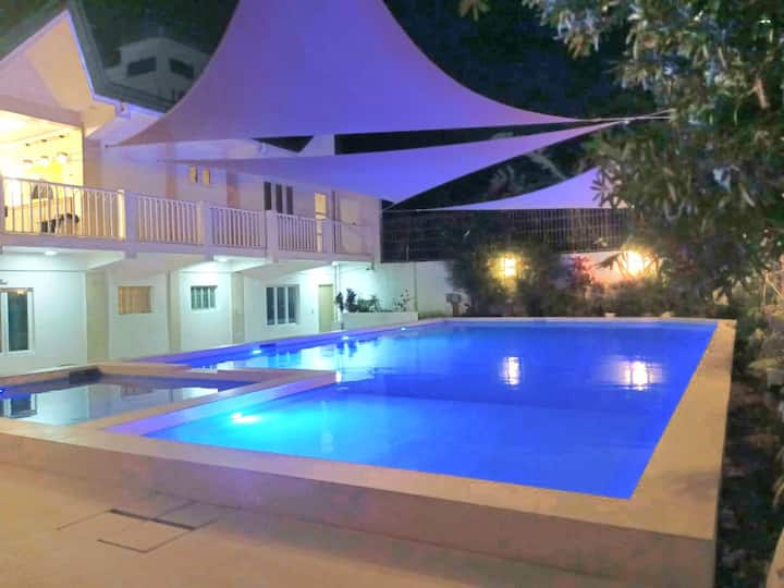 Casa Sakura 1 Private Resort (25 Pax) - Calamba