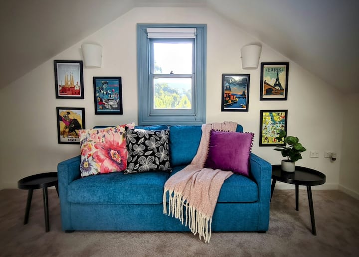 The Barn - Tranquil Bush Retreat - Hobart