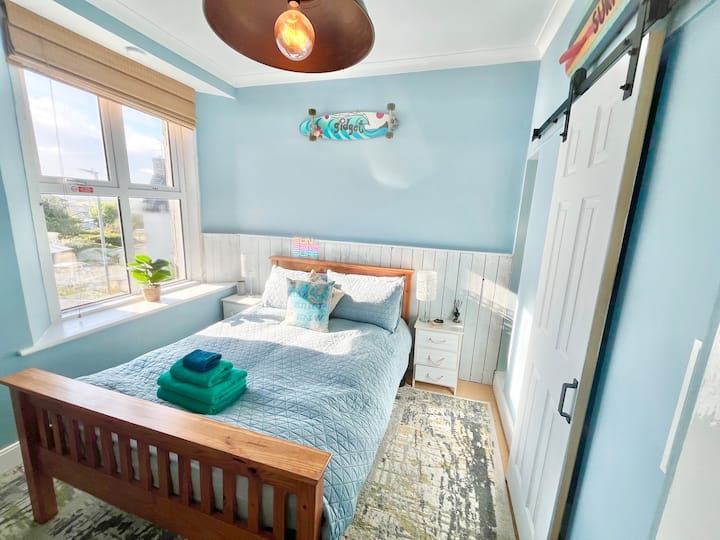 Cosy Surf Studio - Central Newquay - Nr Beach - Crantock Beach