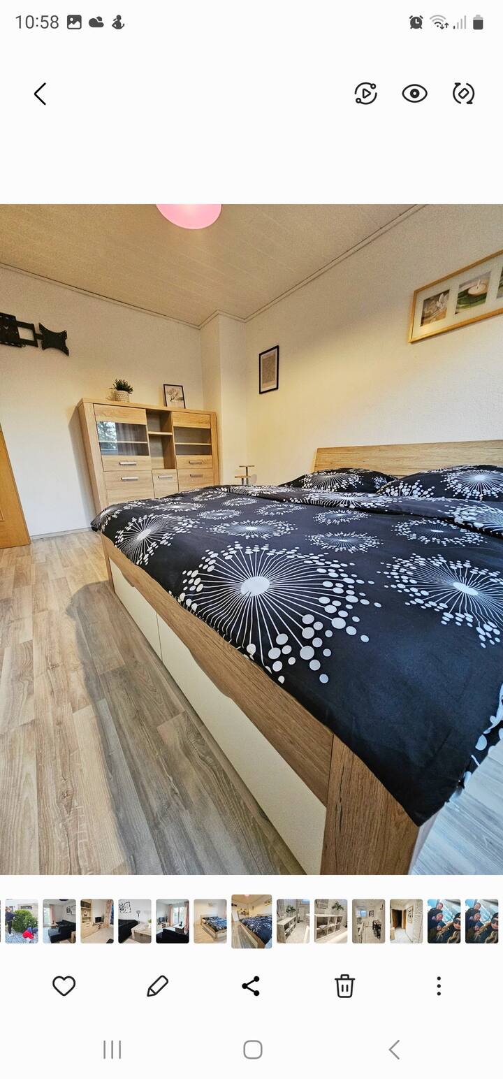 Schöne Ferienwohnung Mit Balkon - Weißenfels