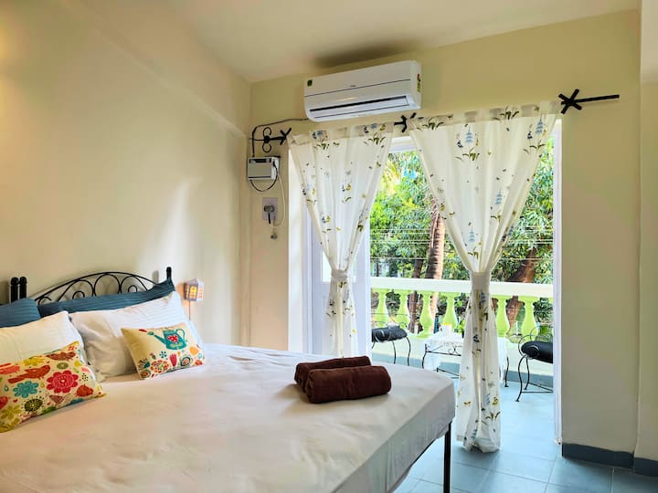 1 Bhk With Pool | 2min To Beach - Goa