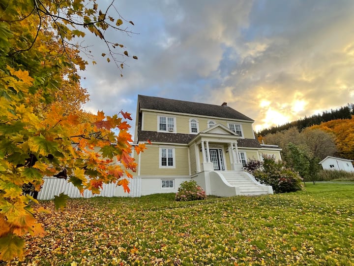 Curling’s Ridge Guesthouse - 2 Bedrooms -
