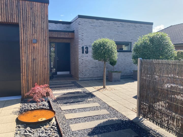 Moderne Villa Tæt Ved Strand - Esbjerg