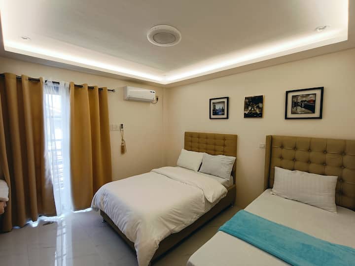 Twin Bedroom - San Rafael