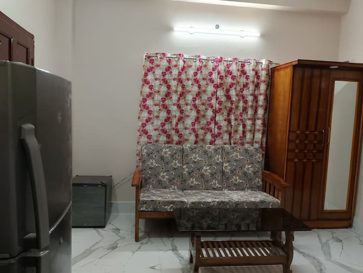 Comfort In Baghajatin South Kolkata - Kolkata