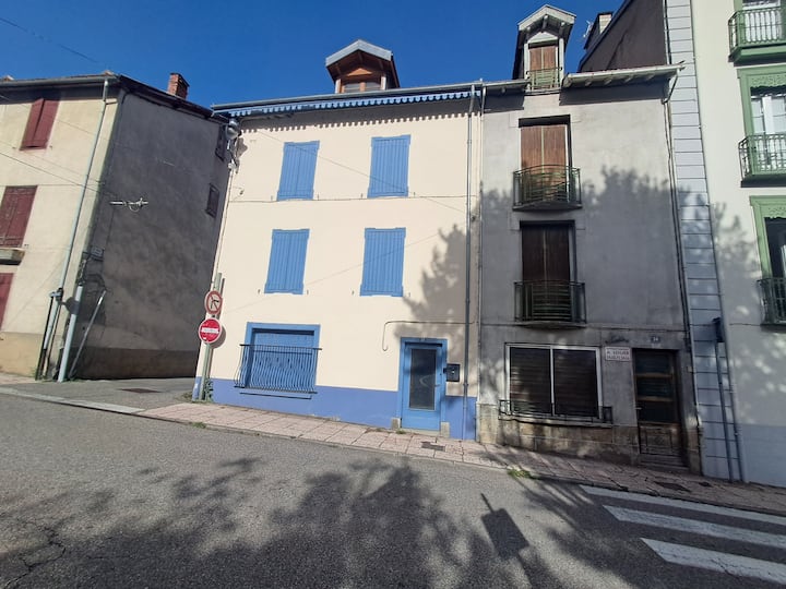 Les Volets Bleus - Ax-les-Thermes