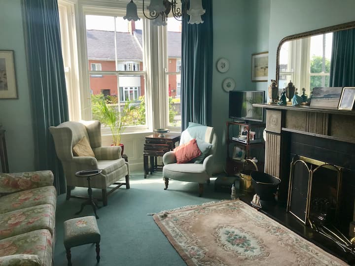 Large Attic Bedroom - Armagh