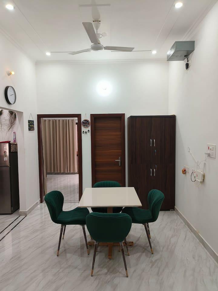 1bhk 2 Beds Family Only Goldntempl-ac-carpark-wifi - Amritsar
