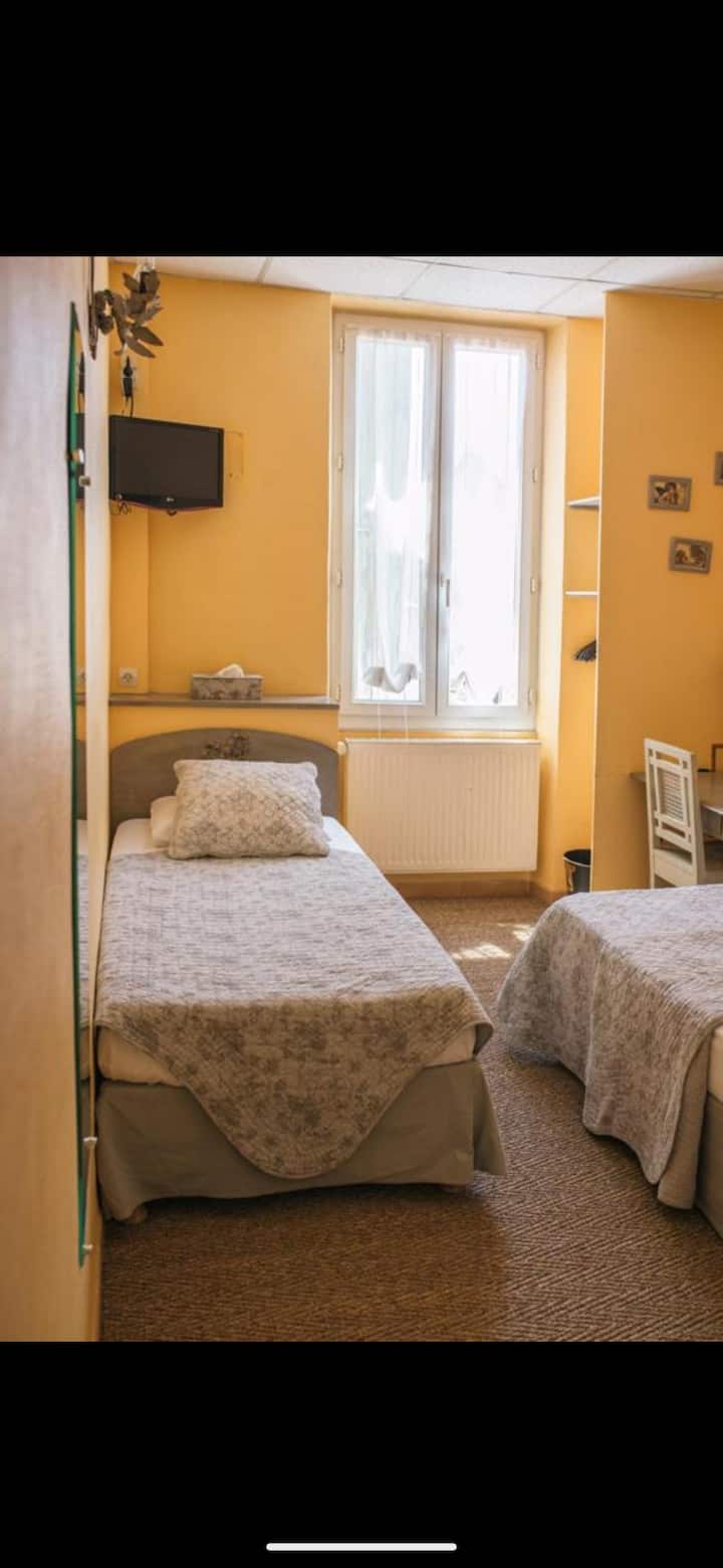 Chambre Triple - Montélimar