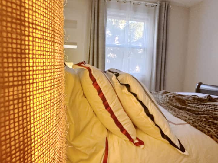 Yul Airport 2 Bedroom - Dorval