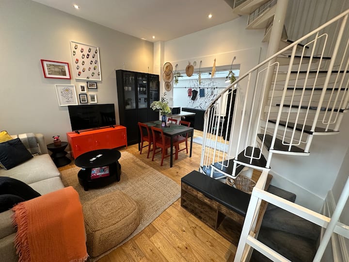 2 Bed House Sleeps Up To 6: Central London - Central London