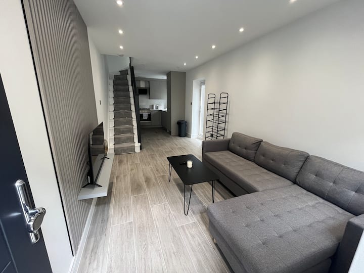 Private Studio House With Garden - Barking