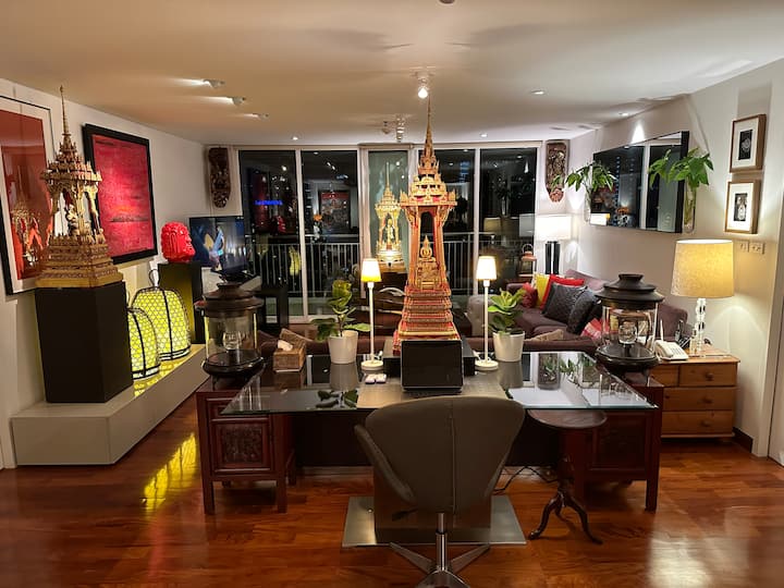Amazing Modern Arty Thai 3 Bedrm Apt Downtown Bkk - Bangkok