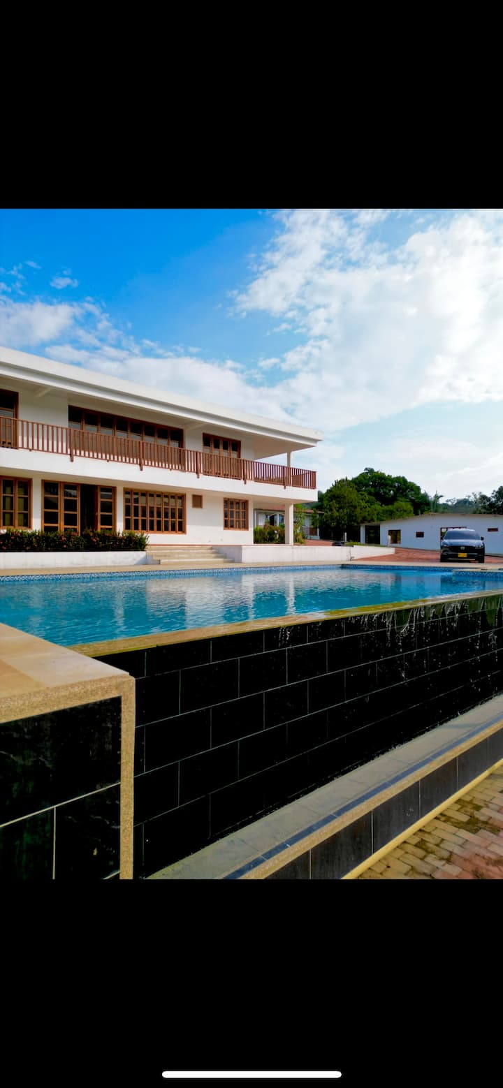 Finca En La Mesa - La Mesa
