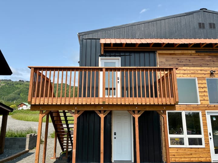 Ocean-front Apartment #2 - Homer, AK