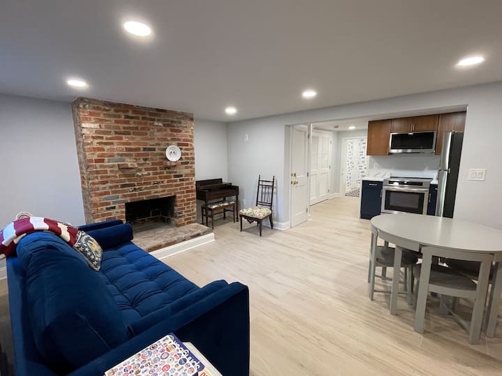 Your Home On Capitol Hill (W Washer/dryer+parking) - Washington, D.C.