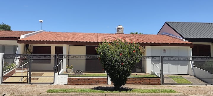 Casa Familiar En Alquiler - Federación