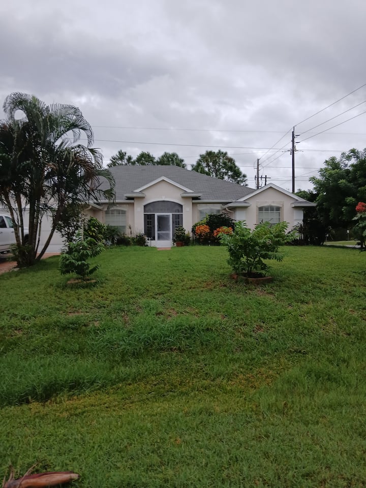 Yogi Bearcave - Palm Bay, FL