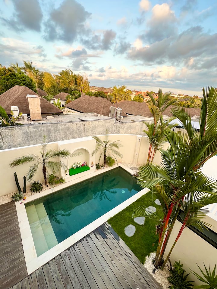 Amazing 3 Bedroom Villa Umalas - Canggu