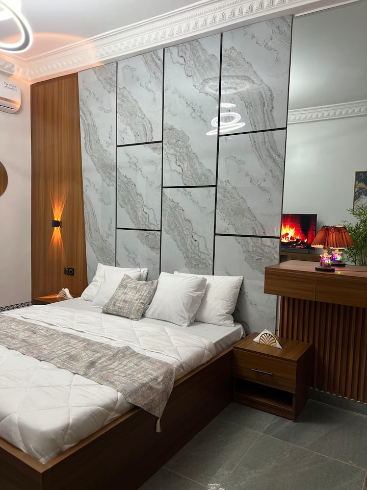 Luxueuse Chambre Climatisation, Smart Tv, 1 - Sénégal