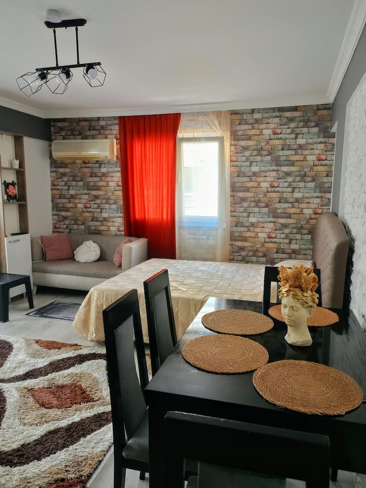 İZmir'in Kalbinde Evinizde Hissedin Konforlu,şık - Bornova