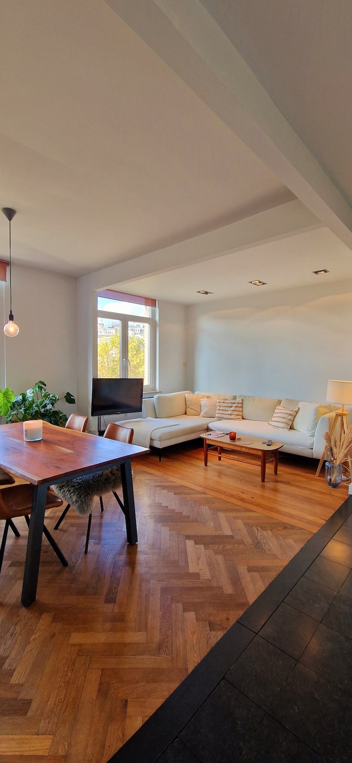 2 Bedroom Apartment Free Parking - Bruselj
