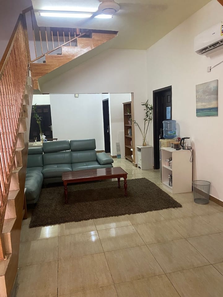Cosy And Quiet Private Rooms - Oman