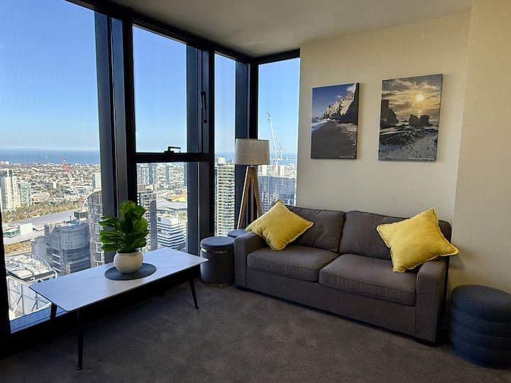 44th Level Views Over The Yarra & A Car To Drive! - Melbourne Sports Centres - Lakeside Stadium