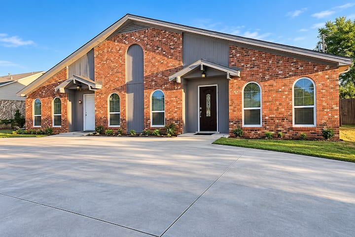 Denis Mansion - Odessa, TX