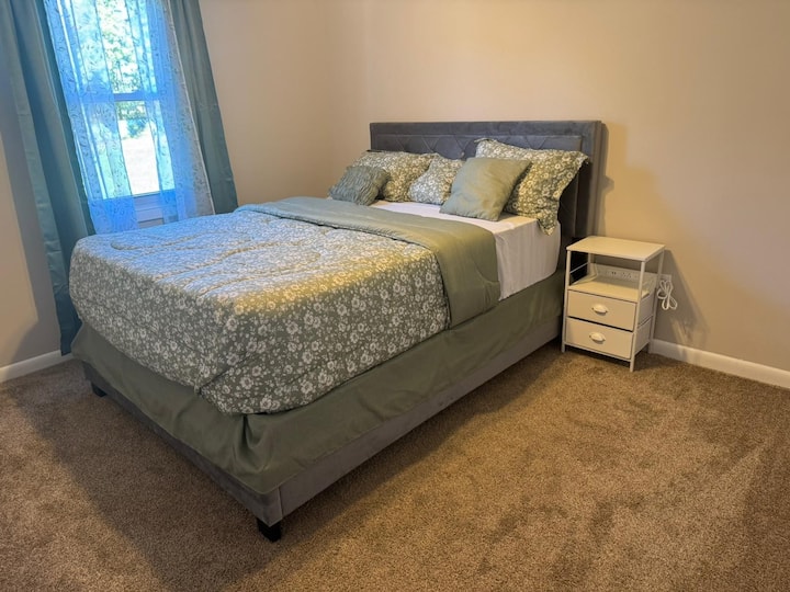 Charming Cottage-3bedrooms In Middle River - Essex, MD