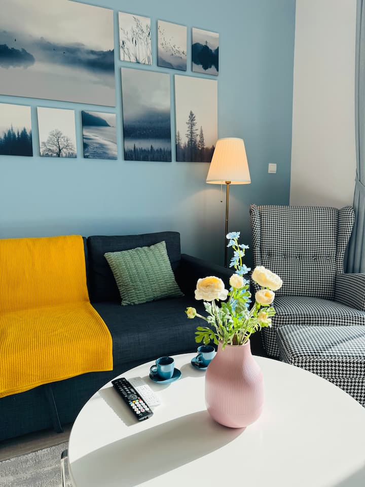 Lovely! Partial Canal View Specious Yas Apartment - Abu Dhabi