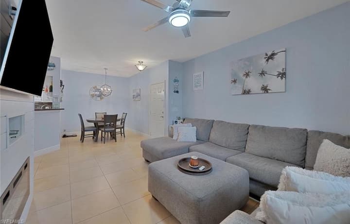 Great Location! 2bed/2bath Condo - Estero, FL