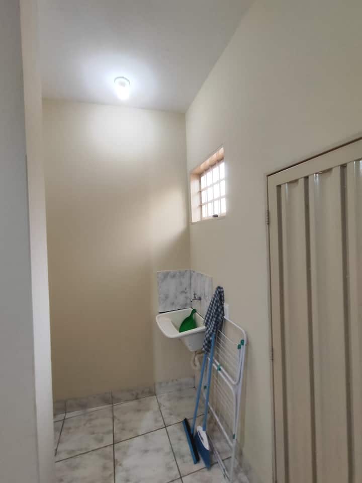 Kitnet 10 Próximo A Usp  C/ Garagem - Brazil