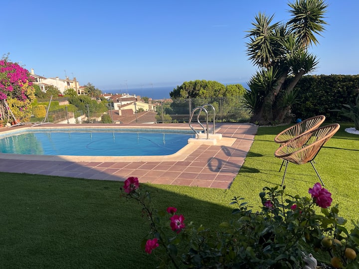 Beautiful Seaview House W/ Pool - Premià de Mar