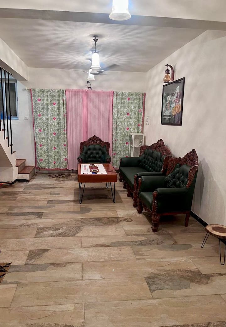 The Yellow Brick House - Khopoli