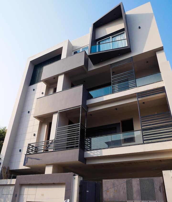 Sukoon Stays | Varanasi | 3bhk | 1.8km From Temple - Varanasi