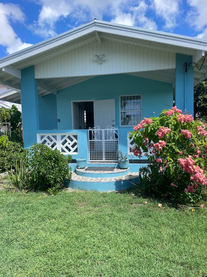 Windy Mill Blue Cottage - Bridgetown, Barbados