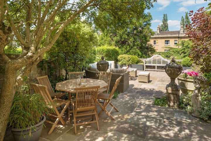 Southcot Mews Superb 3 Bed, 3.5 Bath, 2 Parking - Bath