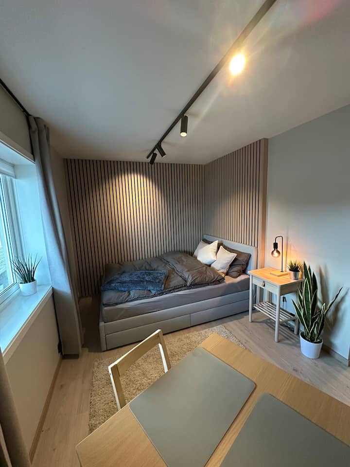 Central & Modern Studio Apt. Close To Viewpoint! - Tromsø