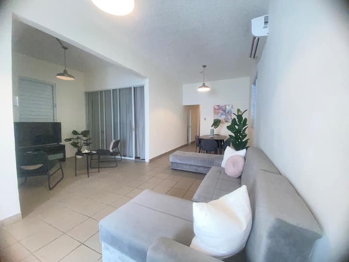 New Apartment Close To Beach & Private Parking - San Juan