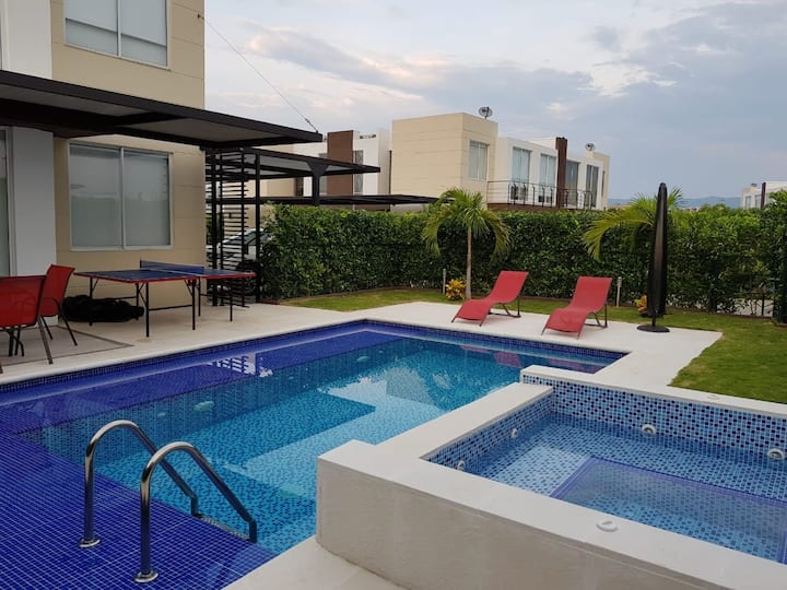 Espectacular Casa De Vacaciones - Girardot