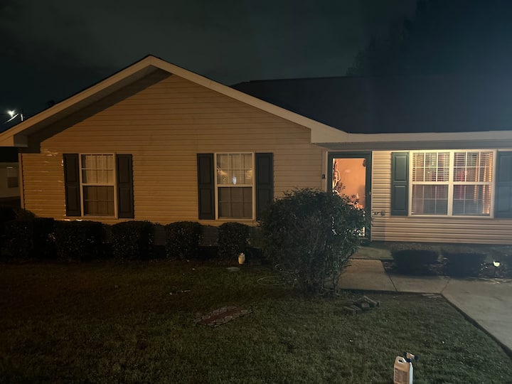 A Home Away From Home! - 塔斯卡盧薩