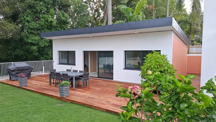 Cosy Home Away From Home - Sunshine Coast