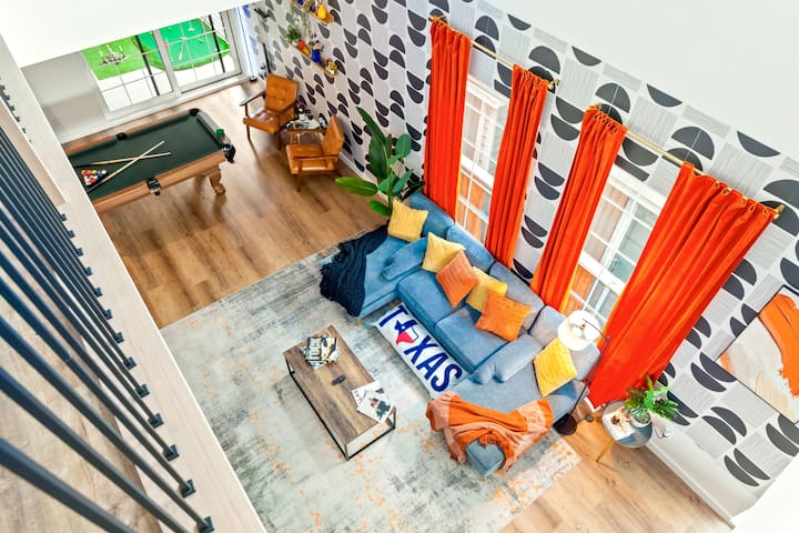 8 Mins To Dt W/arcade, Pool Table, Gym & Mini Golf - Oak Lawn - Dallas