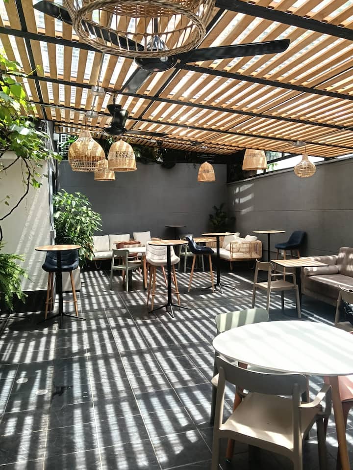 Vista A Las Montañas/balcón - Medellín